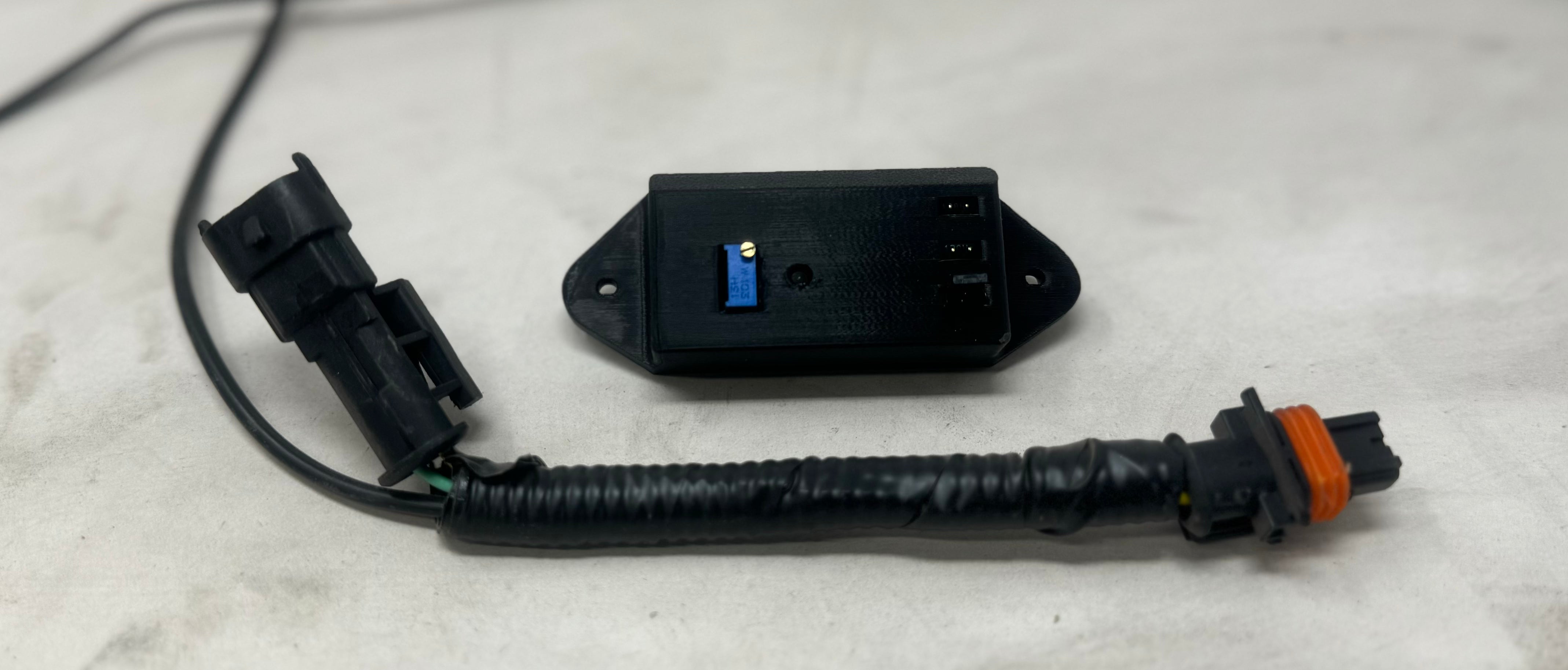 Voltage PWM controller based on Internally Regulated Alternators PCM C ...